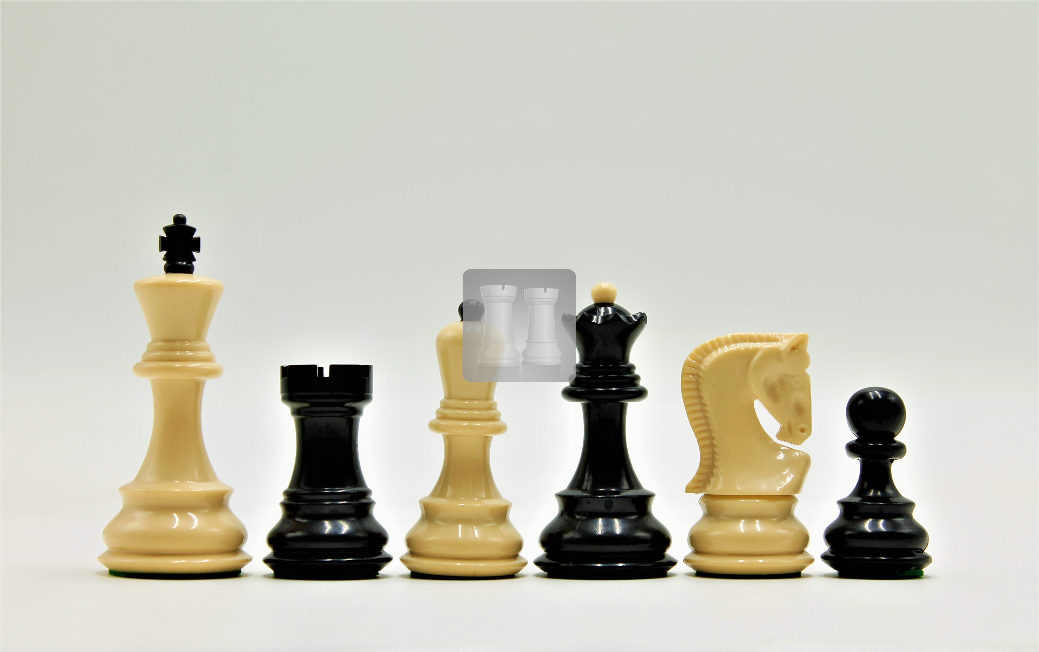 King mm.97 - Plastic Chess Set 