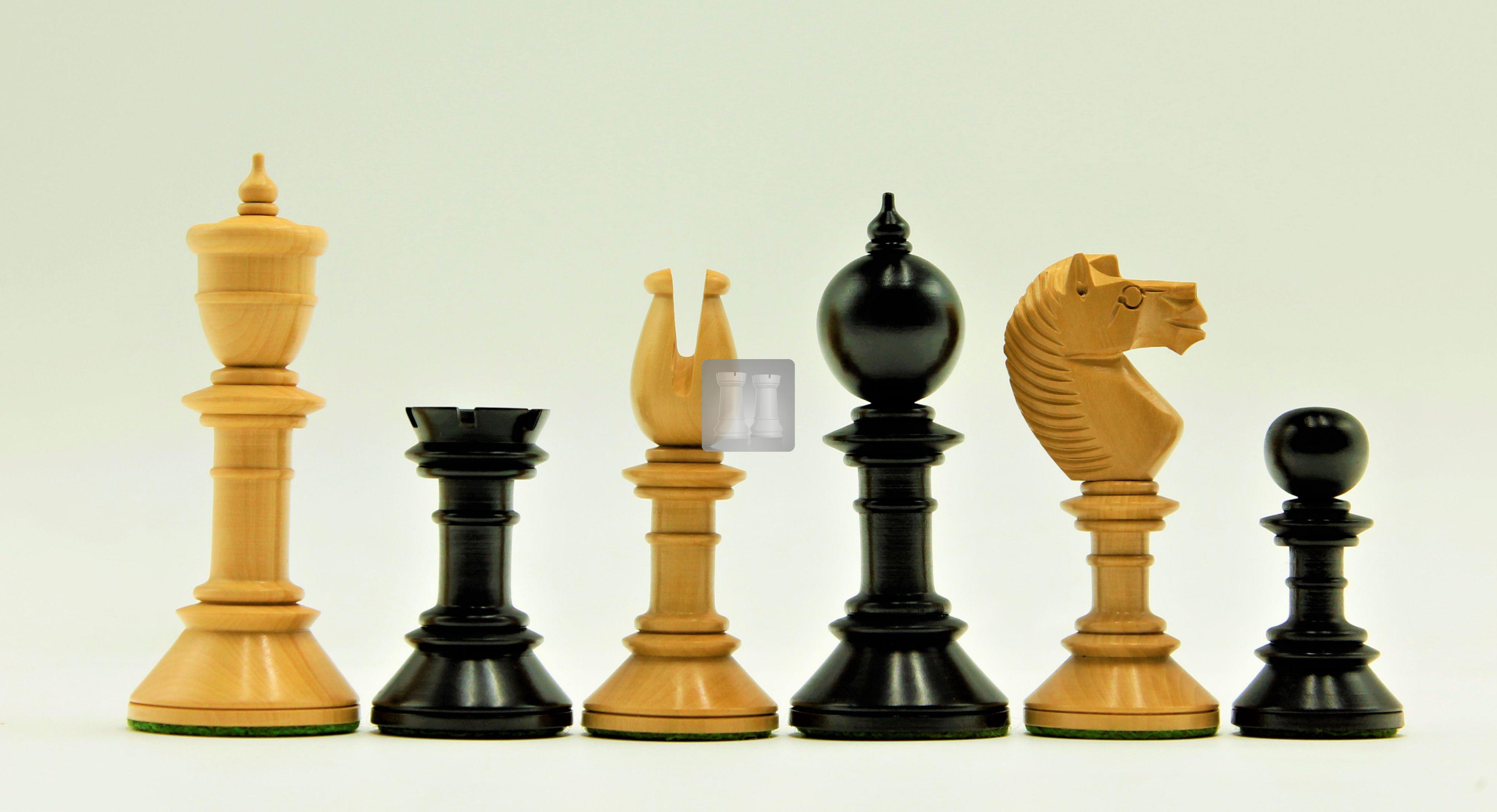 Re mm 101 Scacchi in bosso modello "Yucar"