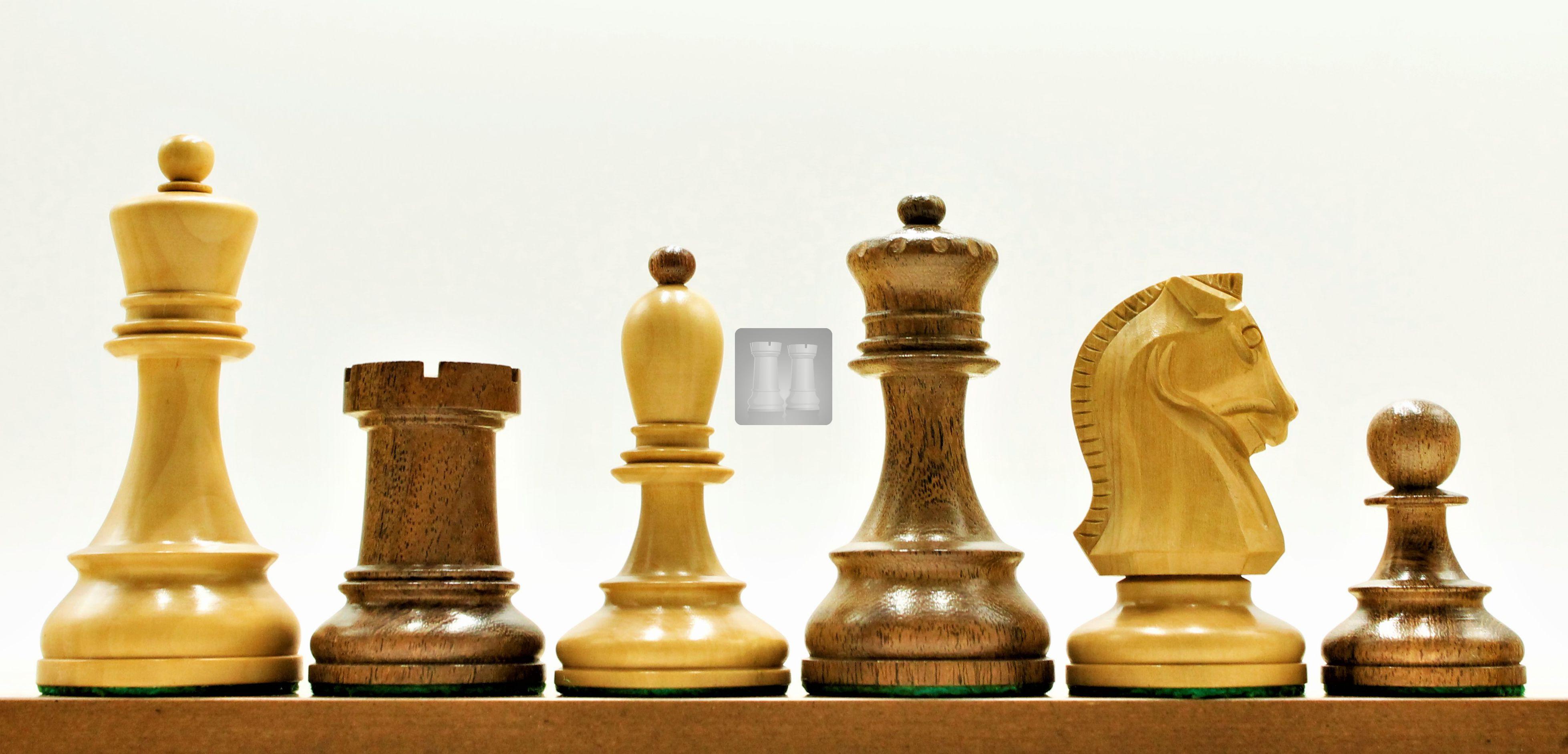 Re mm 95 Scacchi in bosso - acacia modello "Dubrovnik"